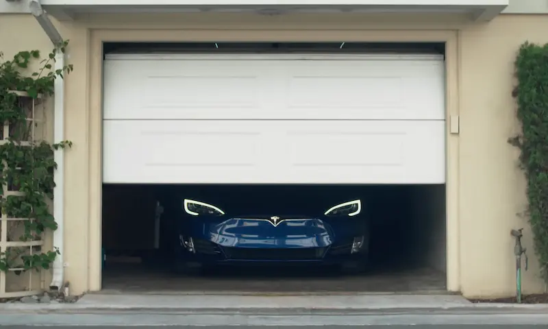 5 Reasons Why Tesla HomeLink Not Working - Daily Car Tips