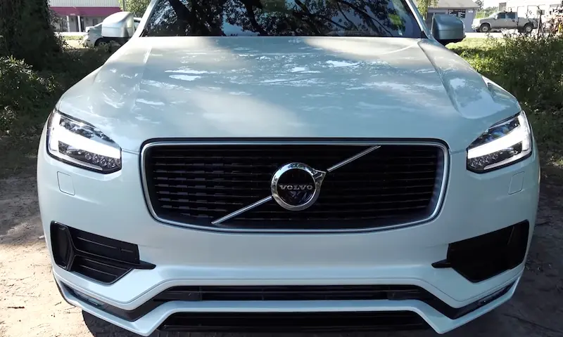 Volvo On Call Service Required: Causes & Fixes - Daily Car Tips