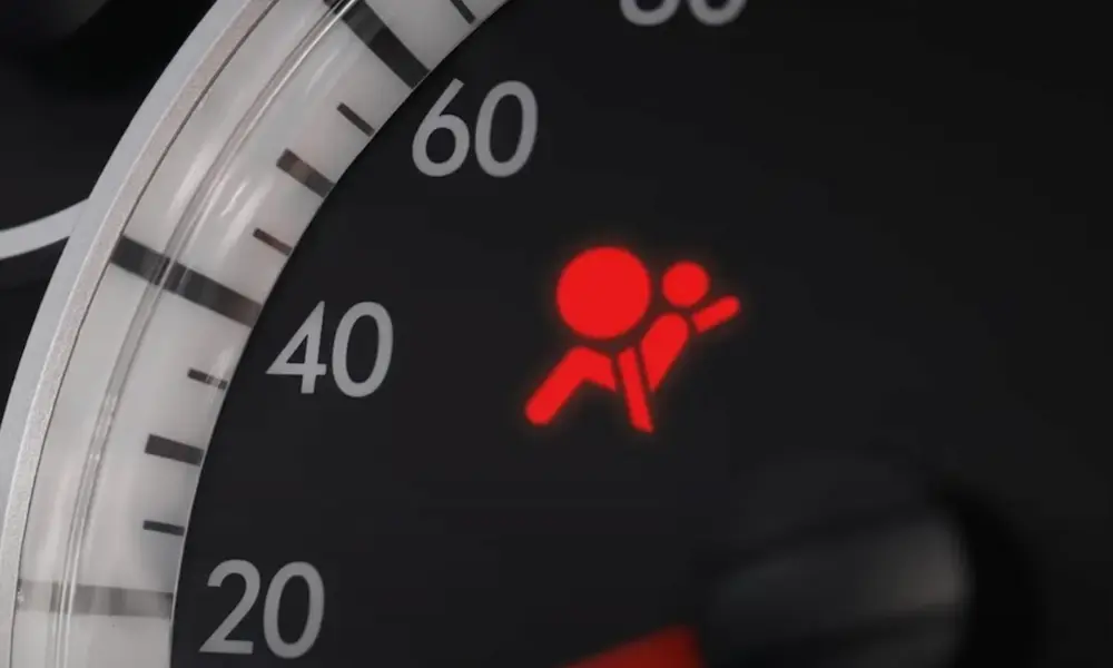 6 Causes of Ford Airbag Light On - Daily Car Tips